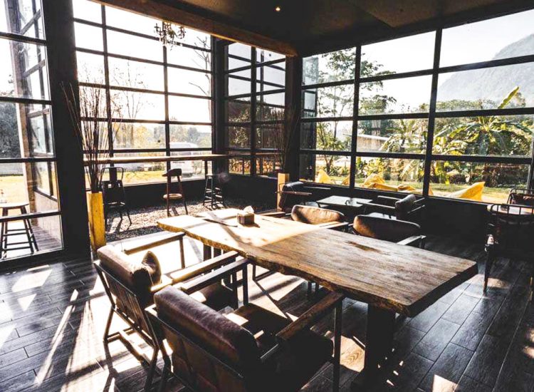 At Wild Cafe & Restaurant คาเฟ่ที่ซ่อนตัวอยู่ท่ามกลางหุบเขา | Go Out ไป ...